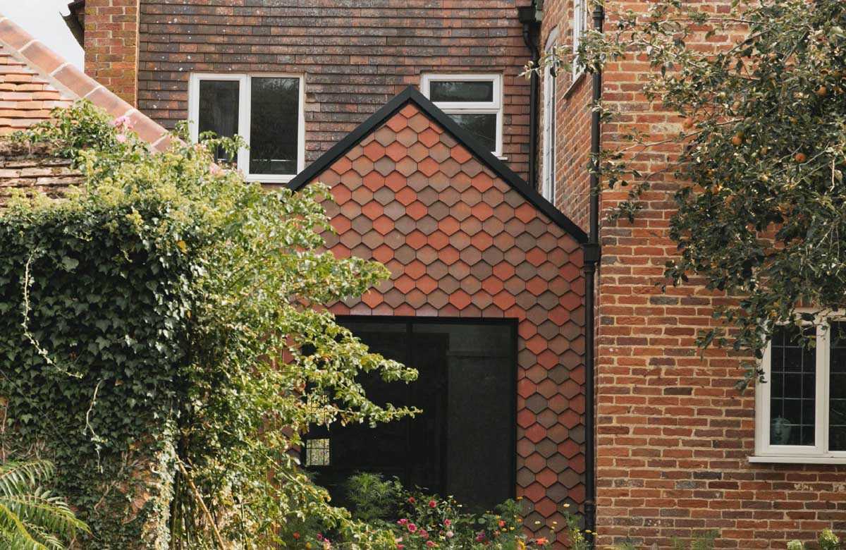 A Gallery of Vertical Tiling with Dreadnought Tiles