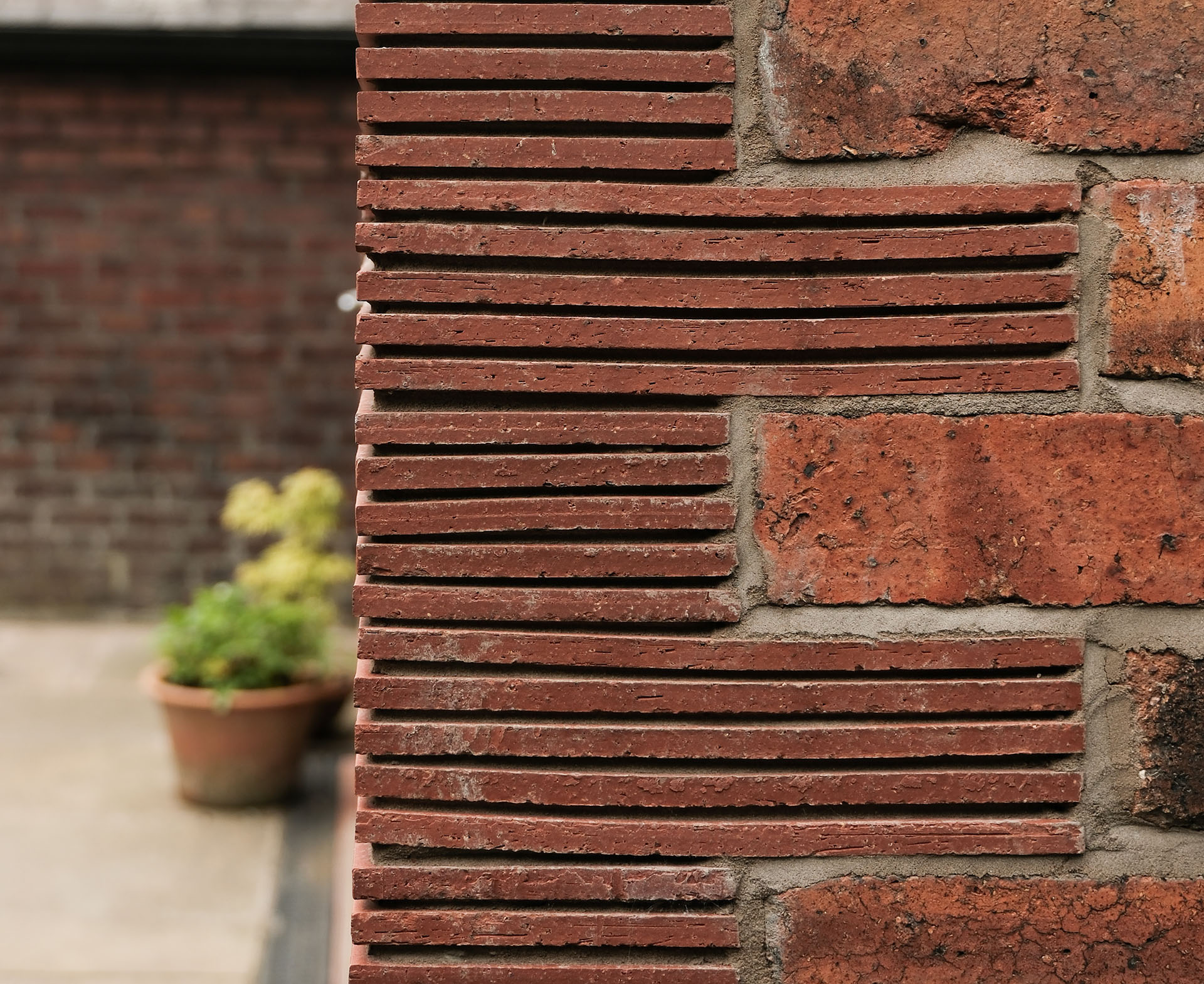 Case study - a creasing tile extension in the Peaks