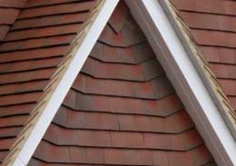 Best practice for vertical tiling details using clay