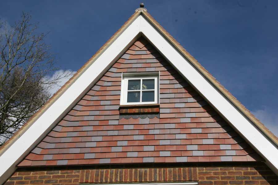 A Gallery of Vertical Tiling with Dreadnought Tiles